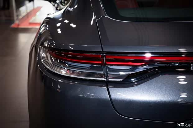 【图】保时捷最美的跑车“火山灰”帕拉梅拉 详询：4001526691 _汽车之家